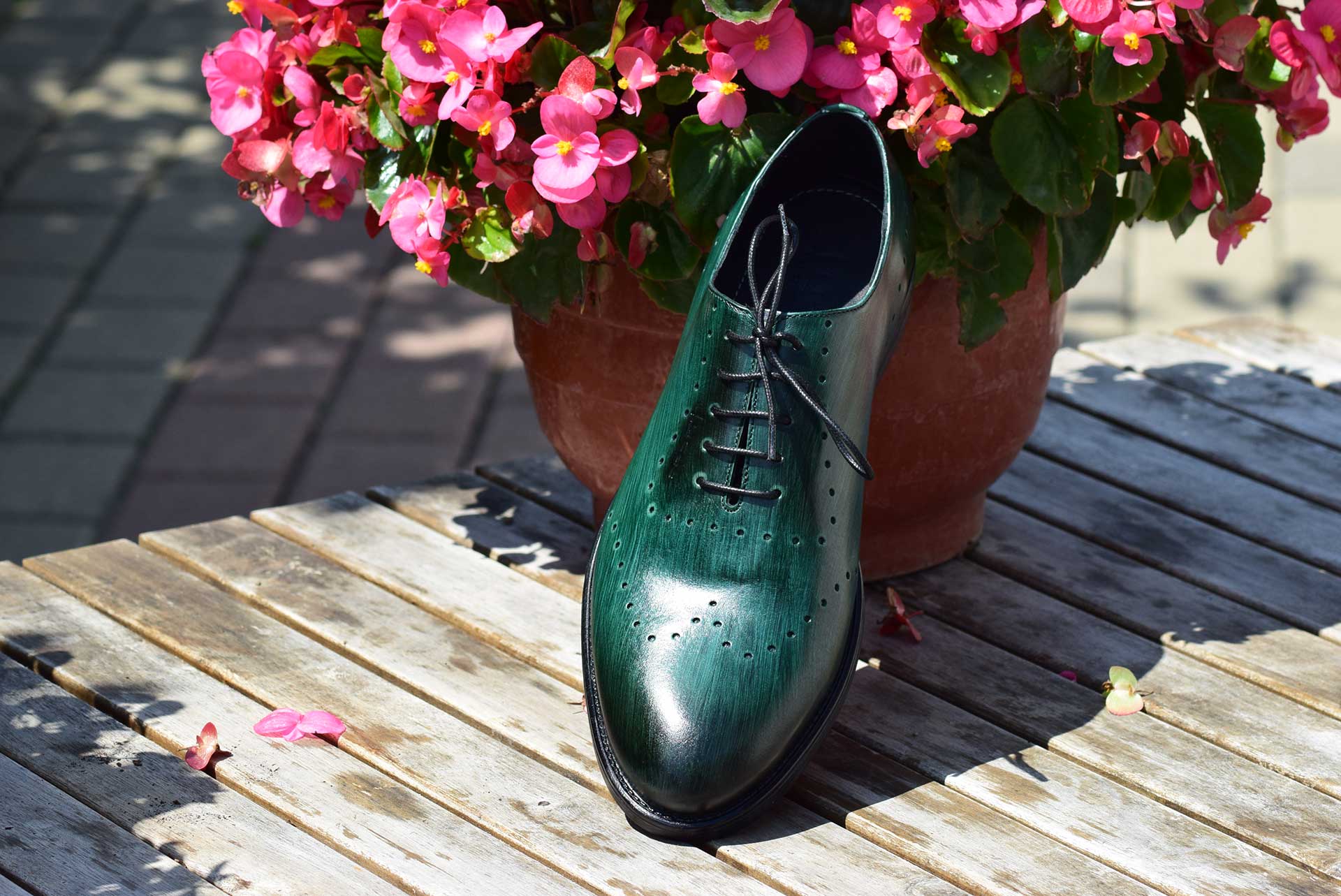 Lucas Shoes – Incaltaminte din piele naturala la pret de producator