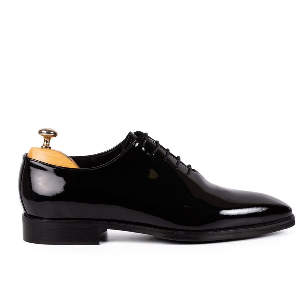 Lucas Shoes – Incaltaminte din piele naturala la pret de producator